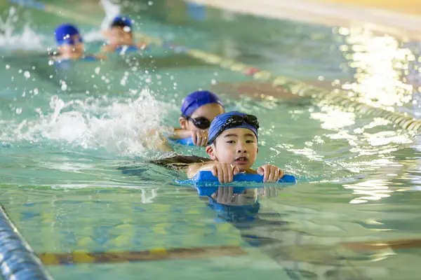クラス紹介 | サンフルトスポーツスイミングクラブ | 水泳と体操の両方